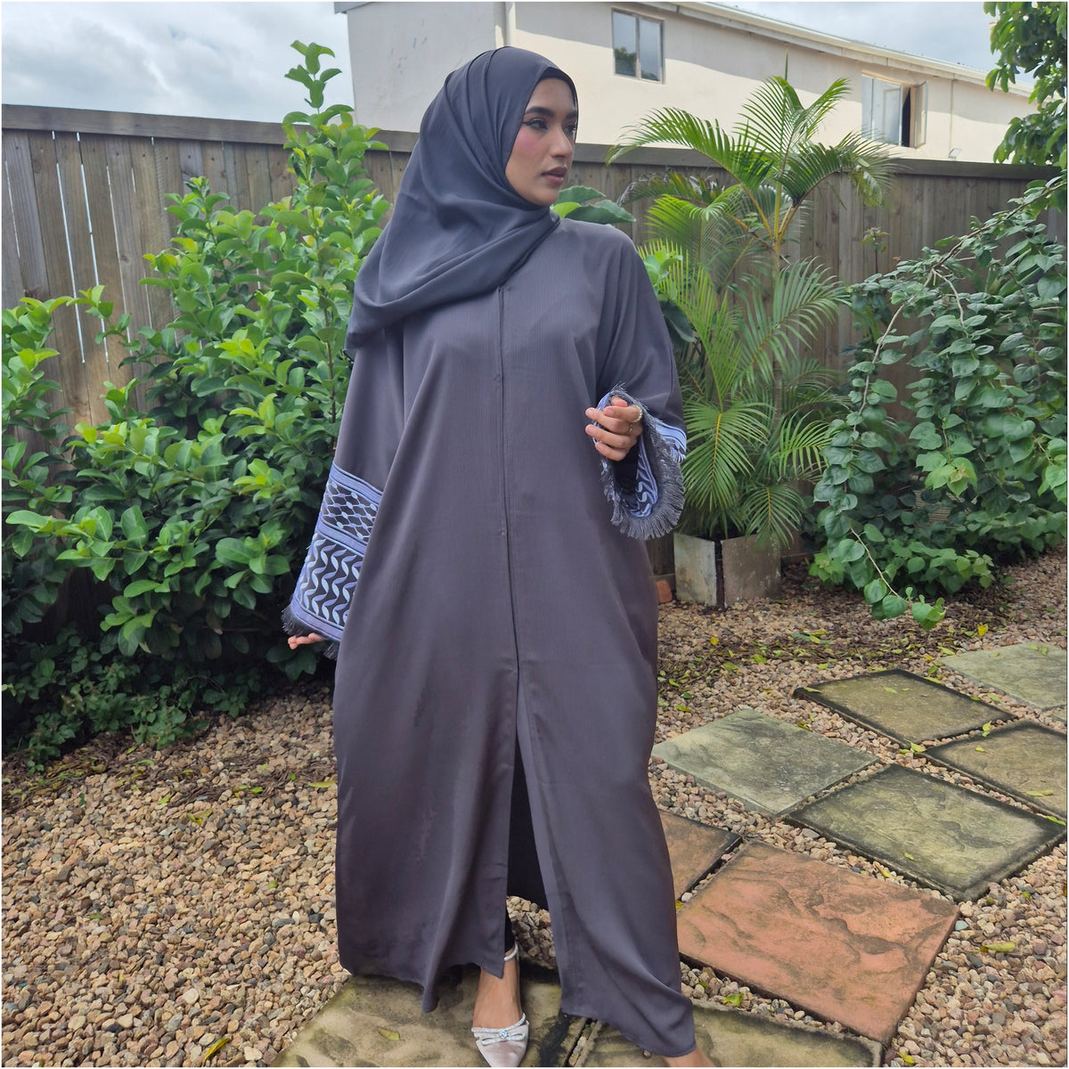 Keffiya Abaya – ExclusiveHijabs